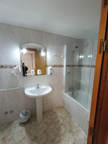Hostal Residencia Taray - Segovia