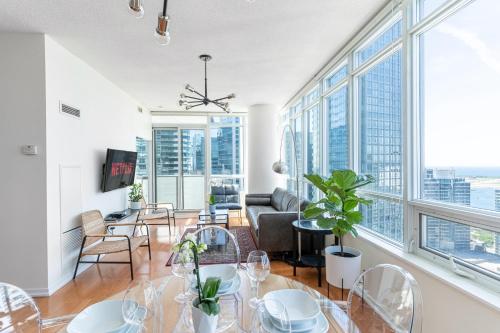 Beautiful Modern Toronto Luxurious Scotiabank Arena - Toronto, ON
