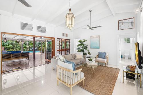 Belle Escapes Tropical Haven Holiday Home Palm Cove - Palm Cove