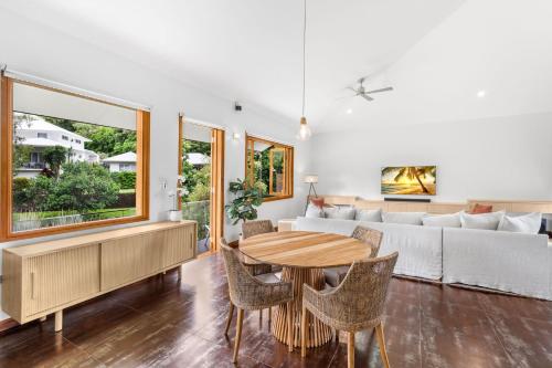 Belle Escapes 54 Ocean Drive Luxury Home Palm Cove - Palm Cove
