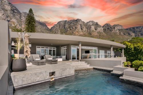 Villa Ravensteyn - Camps Bay Luxury Villa - Camps Bay