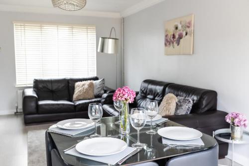 Lovely House In Welwyn With Garden And Off Road Parking - Hertford Castle