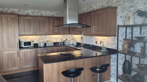 Apt 4 2 Ramore Avenue Portrush - Portrush
