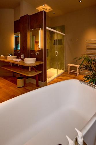 La Chapelle, Les Suites Du Palais, L'unique 5 Etoiles De Nevers, Suite D'exception - Nevers