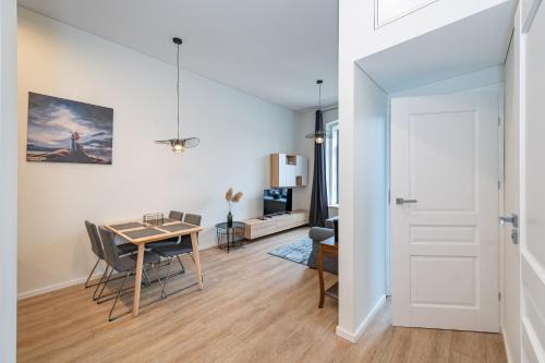 Shanti Barracks Apartment By Polo Apartments - 카우나스