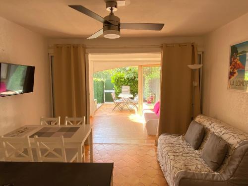 Les Locations Cinaureva ­« L'argentiere » - La Londe-les-Maures