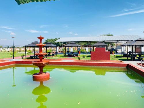 4th Avenue Themepark & Lodge in Rustenburg, South Africa - reviews ...