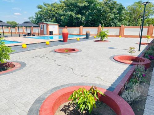 4th Avenue Themepark & Lodge in Rustenburg, South Africa - reviews ...