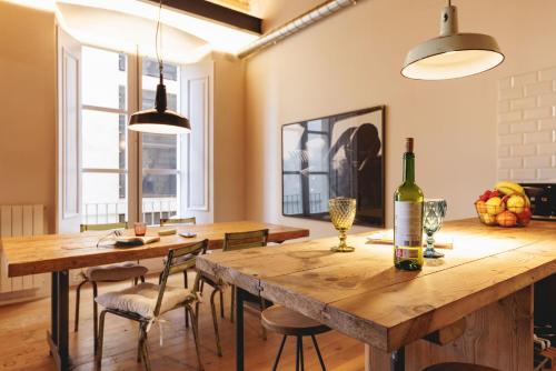 Bravissimo Carrer Nou, Cosy 2-bedroom Apartment - Girona