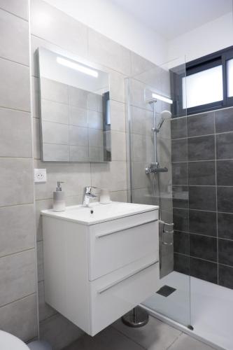 N7 Maison T2 Climatise Avec Jacuzzi Prive - Ajaccio