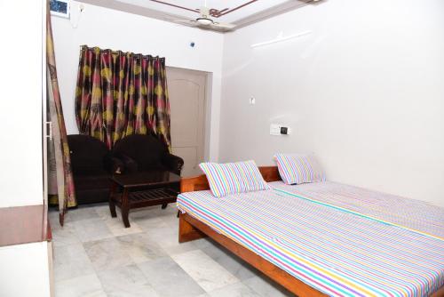 10 Top Hotels in Eluru | Places to Stay w/ 24/7 Friendly Customer Service