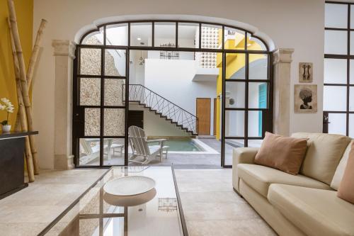 Casa Ubicada En El Corazon De Merida, Ac Y Limpieza Diaria - Mérida