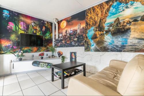 Richmond Private Rooms - 151 Hoddle Homestay - Bayside City