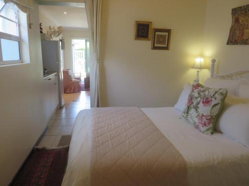 Rose And Ale Self Catering Units - East London