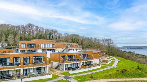 Plover 1, The Cove, Brixham - Brixham