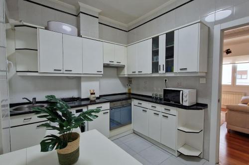 Cozy Apartment In The City Center By Aloha Bilbao - Bilbao