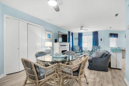 The Pal House - Navarre, FL