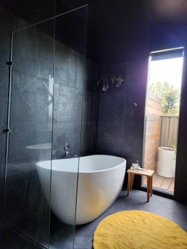 Jayda - Daylesford