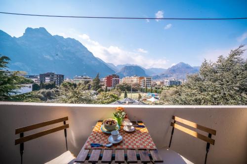 Entire Flat, 1 Minute Walk From Lake Of Garda - Riva del Garda