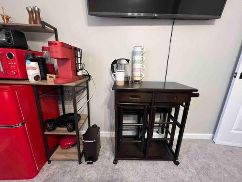 Hometel Premium Guest Suite W/ Private Entrance - Michigan