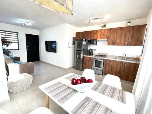 Luxury Apartment With Great Location 2-a - Brownsville, TX