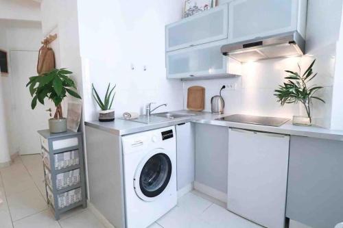 Cosy Studio Situe En Plein Cœur Du Vieil Antibes. - Antibes