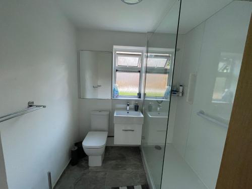 Lovely 2 Bedroom Apartment With A Garden - 로열 턴브릿지 웰스