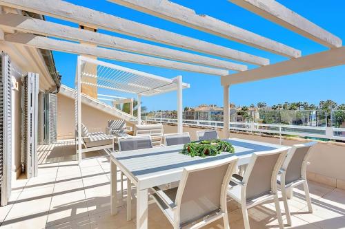 Yolo Spaces - Sotogrande - Ocean View Penthouse - Sotogrande