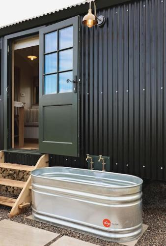 The Winford Retreat - Bristol