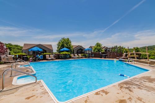 Lizzy's Landing - Table Rock Lake