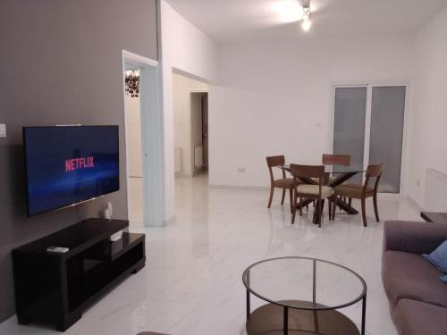 Zelea Deluxe Apartment (Breakbooking Cy) - Limassol