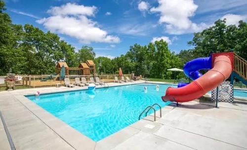 Forest Heights Lodge - 6br - Pool Table - Near Silver Dollar City - Free Tickets Included - - Branson, MO