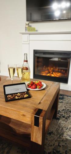 Beach Cottage. 100m To The Beach 9minutes To Hot Springs. Pet Friendly - Melbourne