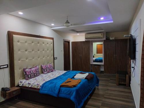 10 Top Hotels in Eluru | Places to Stay w/ 24/7 Friendly Customer Service