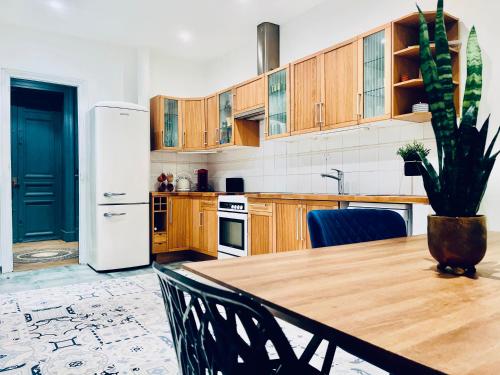 Luxury Place In Le Marais - Central Paris - Paris