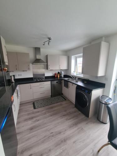 Lovely New Home In Manchester Close To Manchester City Fc - 