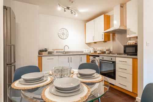 Contractors & Relocation Friendly City Centre Flat - Disable People Welcome - Free Parking, Fast Wif - Coventry
