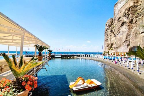Sorrento Life 1 - Sorrento