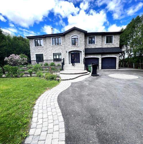 Villa Delrose Waterfront - Repentigny