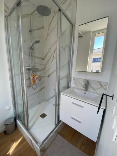Brown Cosy Loft Centre - Louviers