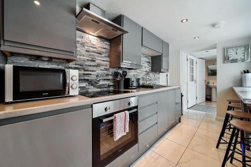 Carlisle Lodge 'Sleeping 6 Guests' - Londonderry