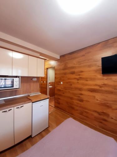 Private Rooms Valis - Varna