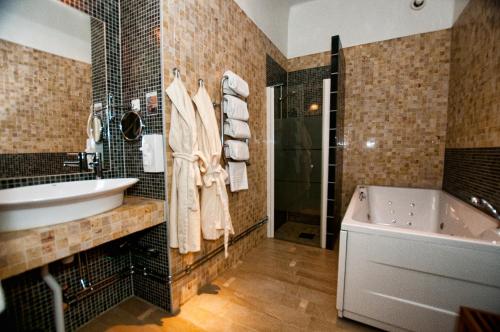 Gimo Herrgård in Gimo from $189