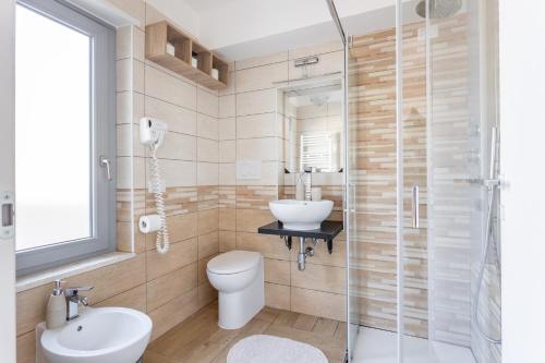 Camera Con Parcheggio Max 3pers, Bagno - Oristano