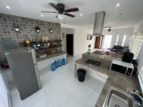 Casa Paloma 2 En Segunda Planta Cerca De Aeropuerto Y Centro Comercial - Chetumal