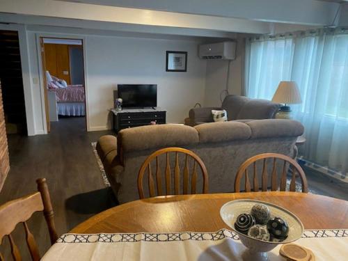 Spacious Lower Level Living All For You! - Corvallis, OR