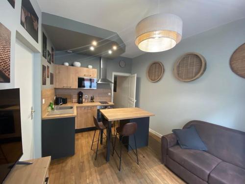 Bambou - Centre Historique - Parking Hotel Dieu - Bourges