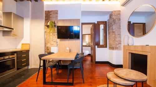 El Patio Del Regidor - Apartamentos Aloha Toledo - Toledo