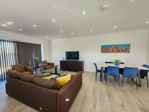 Paradigm Court, Luxury 2-bedroom Apartment F3, Oxford - Oxfordshire