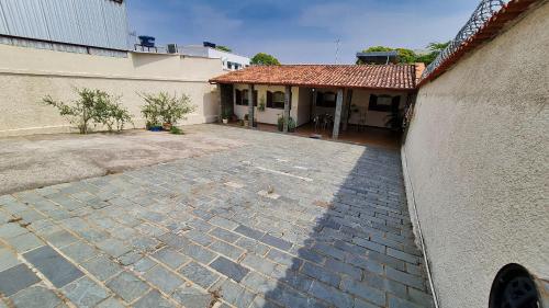 Casa Espacosa E Confortavel Na Regiao Da Pampulha - Belo Horizonte